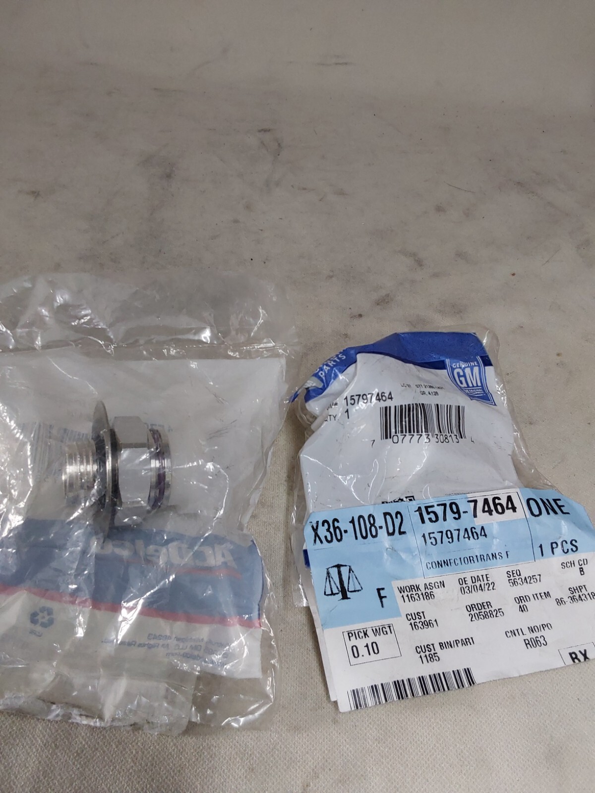 2015-2019 GMC Sierra Transmission Oil Cooler Inlet Pipe Connector ...