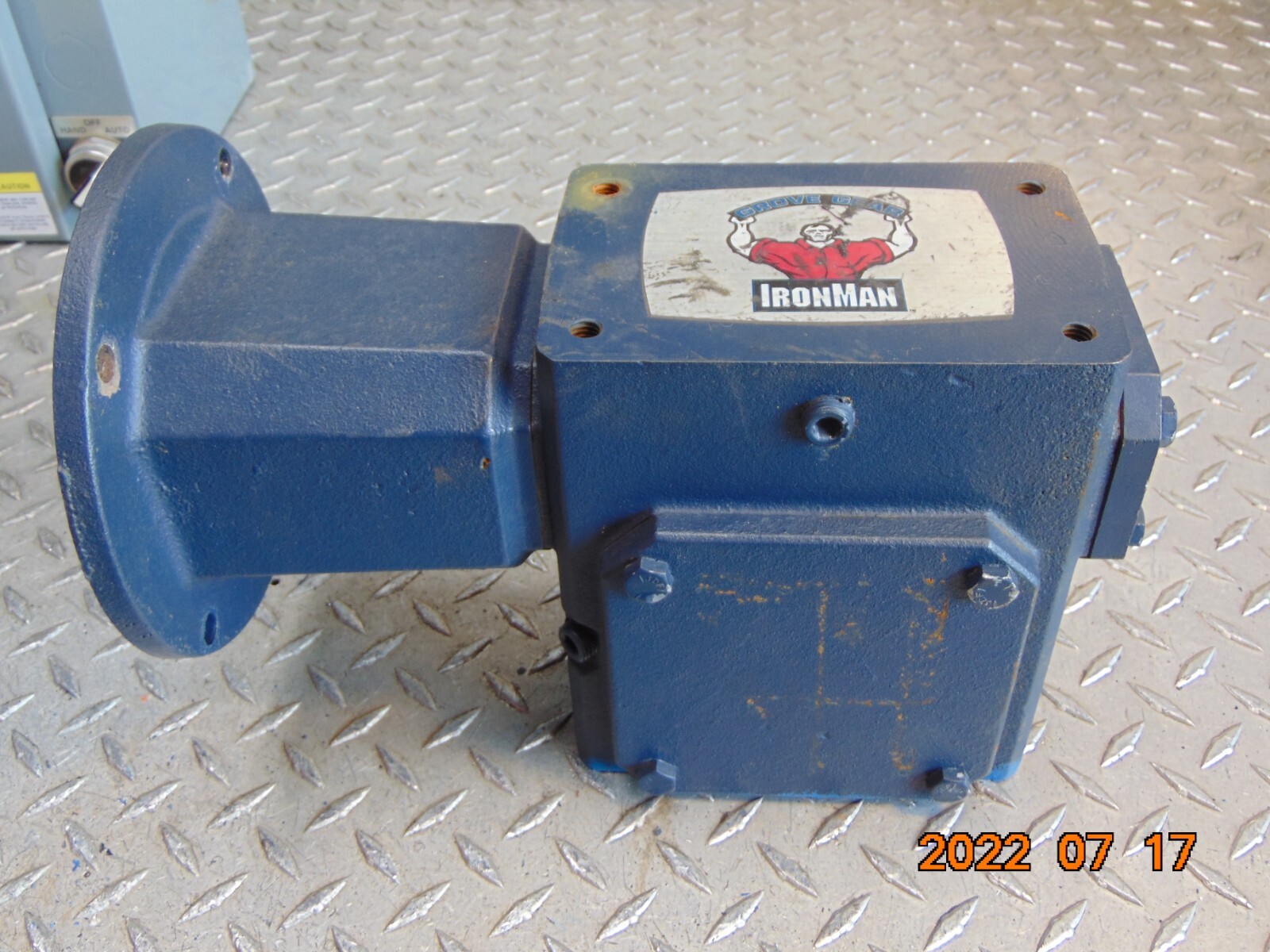 GROVE GEAR GR-BM-824-20-L-140 IRONMAN GEAR REDUCER 20:1 RATIO | eBay