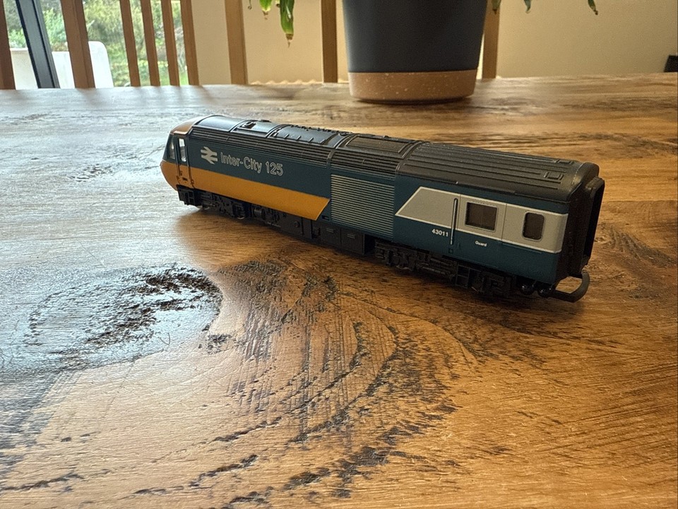 Hornby Class 43 Intercity 125 HST Dummy Power Car 43011 OO Gauge | eBay UK