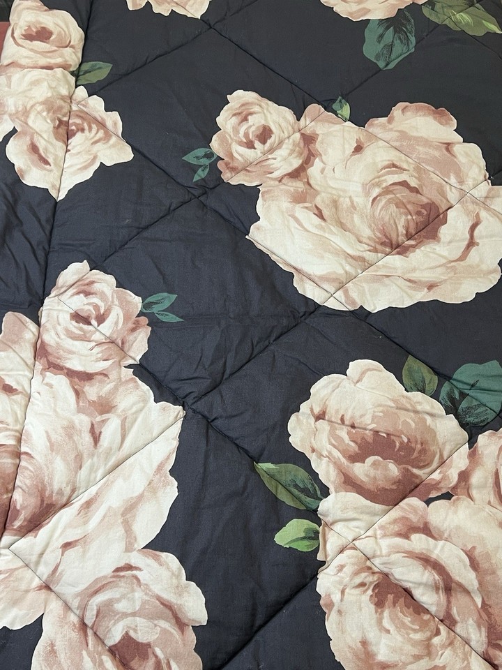 Pottery Barn Teen Emily & Meritt Bed of Roses Comforter Full Queen ...