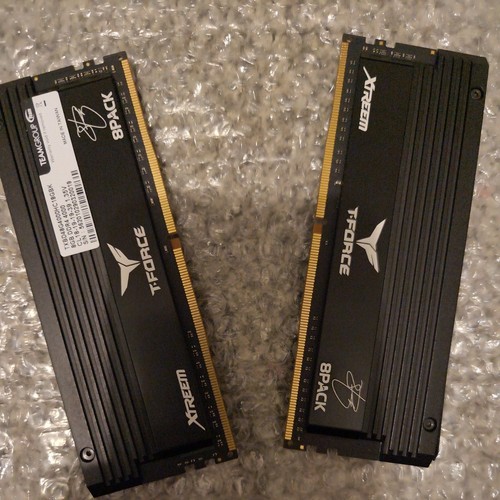 TeamGroup T-Force Xtreem 8Pack Edition 8GB DDR4 1 x 8 Gb stick, 6 Av ...