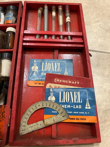 Vintage Lionel Chem-Lab Chemistry Set CL-33 in wood box w/ Comic Book ...