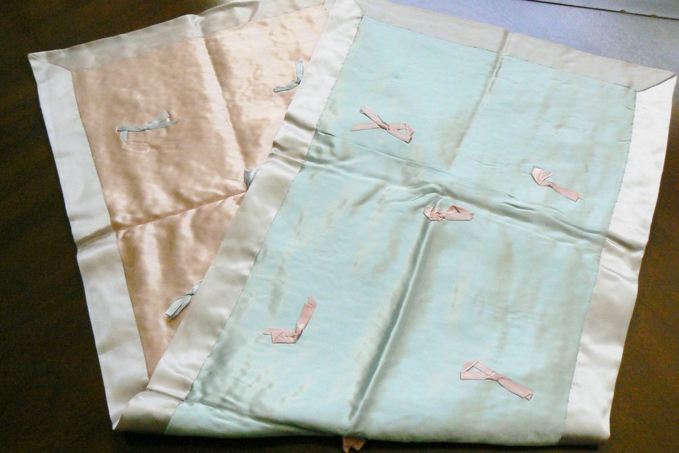 VTG 1930-40's Table runner vanity dresser Blue Pink Bows Satin double ...