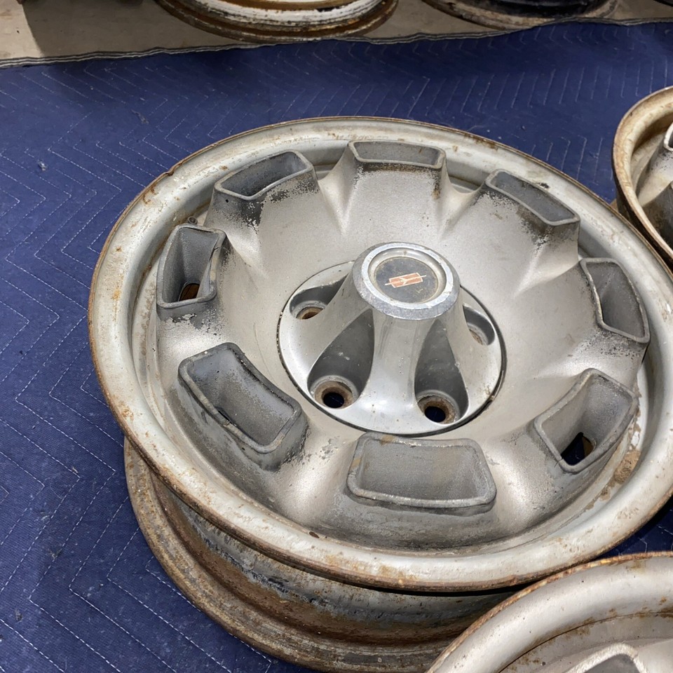 SSIV 1971 Oldsmobile 15" Polycast Wheels and Caps | Vintage GM Olds ...