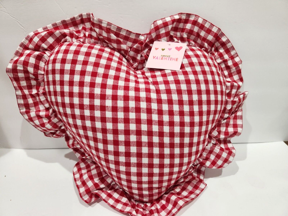 VALENTINES HEART SHAPE RUFFLED RED &WHITE GINGHAM CHECK THROW PILLOW 19 ...