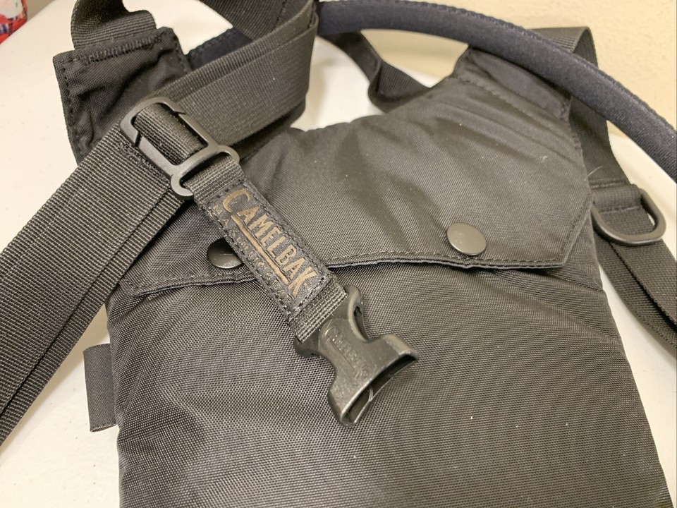 CAMELBAK Maximum Gear Thermobak 2L Mil Spec Hydration Backpack EUC | eBay