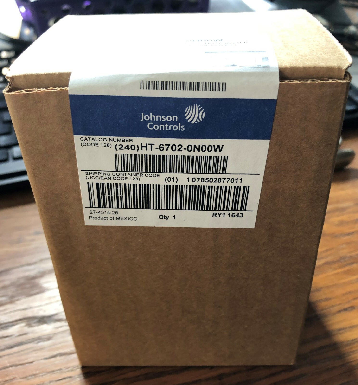 Johnson Controls Ht-6702-0n00w Wall Mount Humidity Transmitter for sale ...