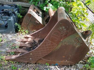 Buckets & Accessories - Wain Roy Bucket