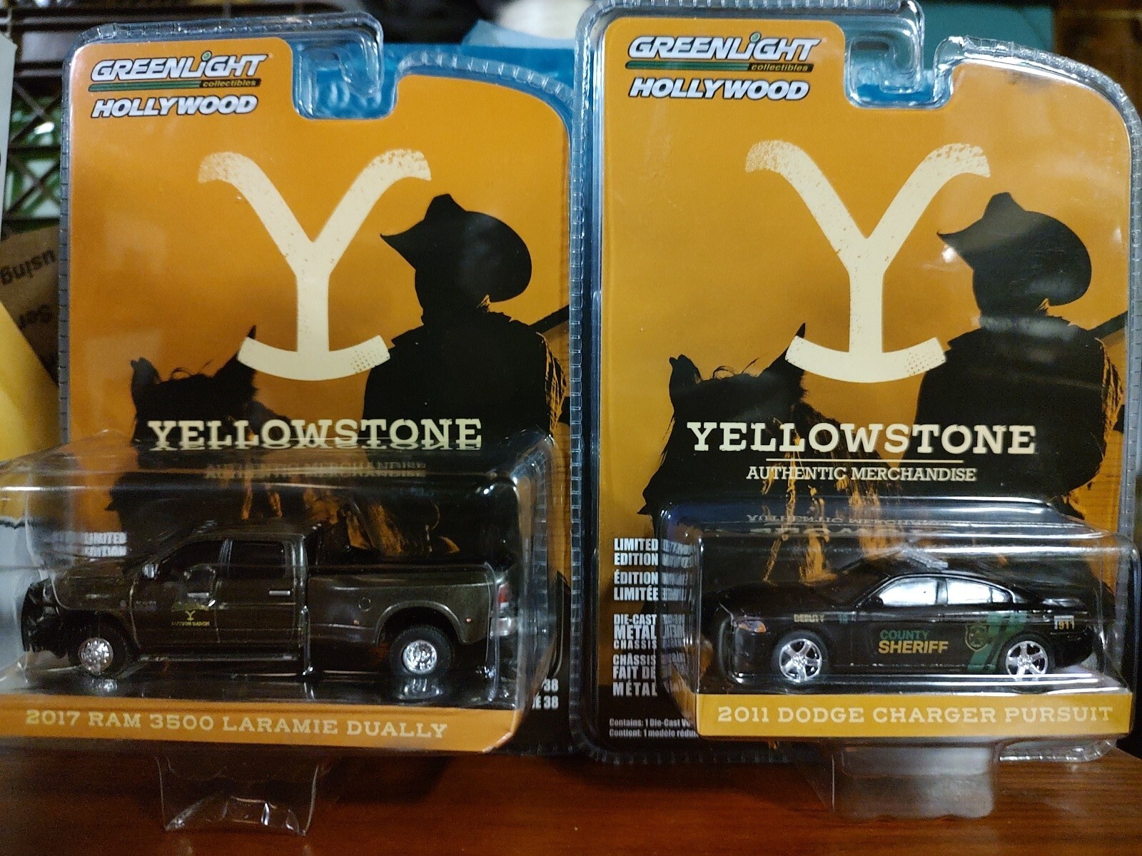 GREENLIGHT YELLOWSTONE, 17' RAM 3500 LARAMIE DUALLY & 11' CHARGER 🆕 LOT ...