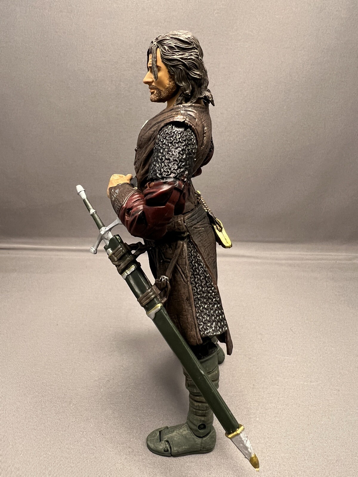 2003 ToyBiz The Lord of the Rings Two Towers Helm's Deep Aragon Action ...