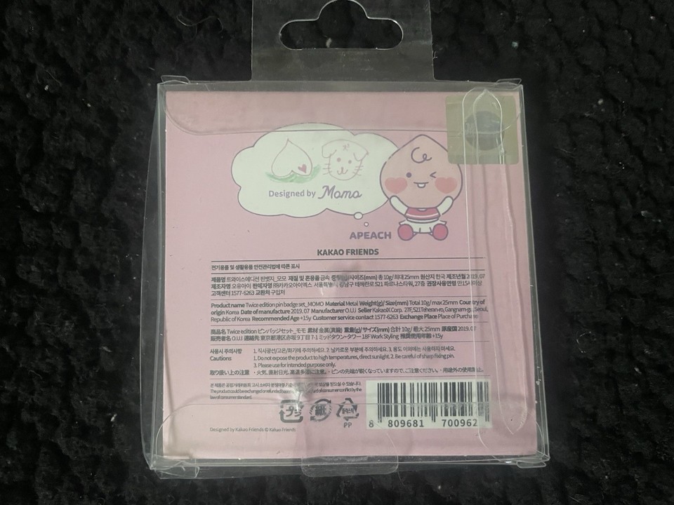 Twice Kakao Friends MOMO Badge Pin K-pop Official Fan Goods From Japan ...