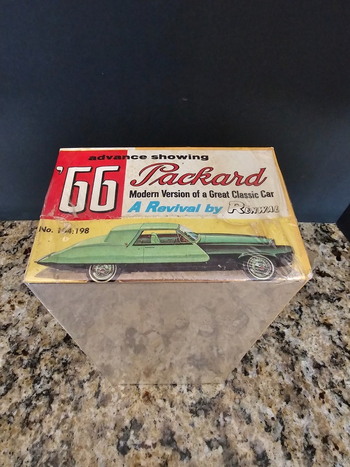 66 Packard Modern Version 1/25 RENWAL No. 104-98 Model Kit MIB NEW ...