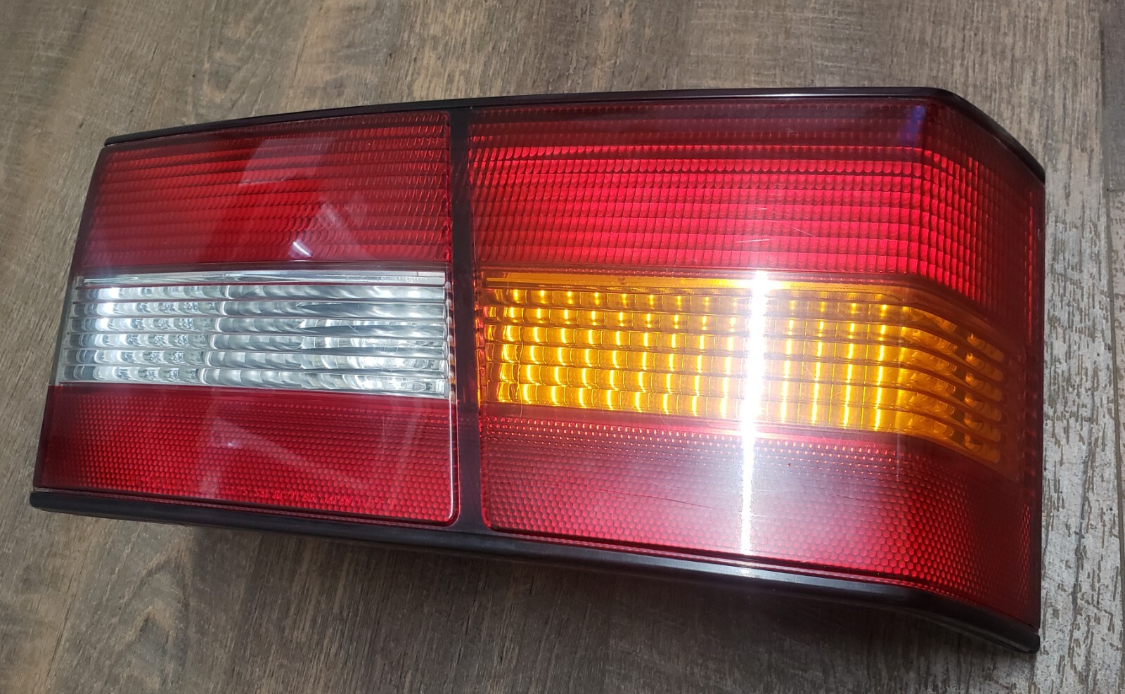 1997-1999 Lexus ES300 Tail Lamp Housing Assembly, Lid Mounted, Driver ...