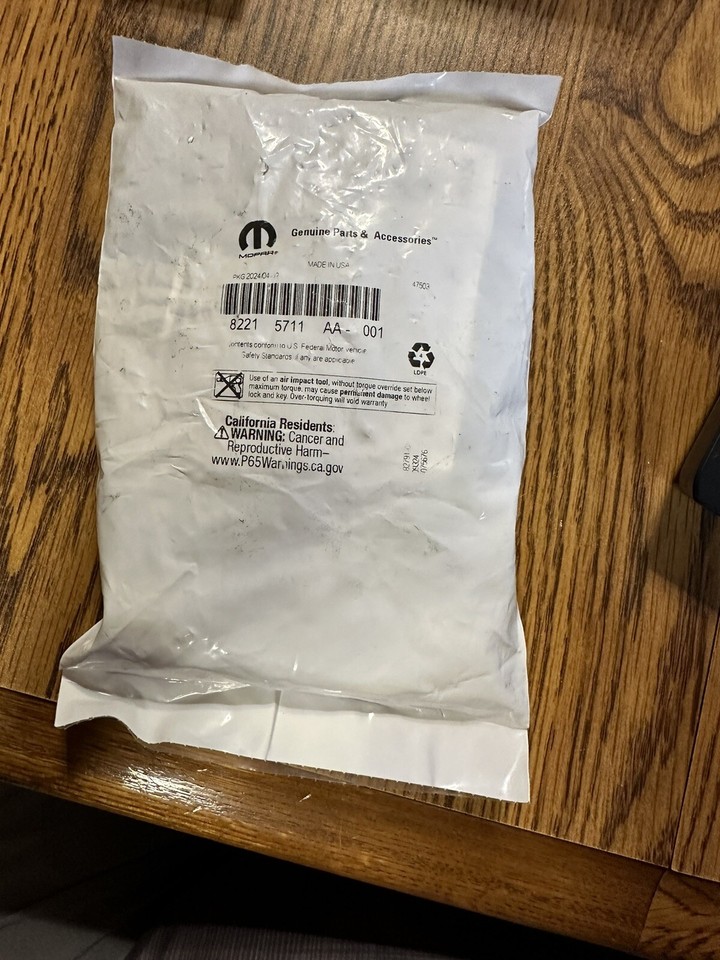 18-24 JEEP WRANGLER JL NEW BODY STYLE WHEEL LOCK KIT OEM NEW MOPAR ...