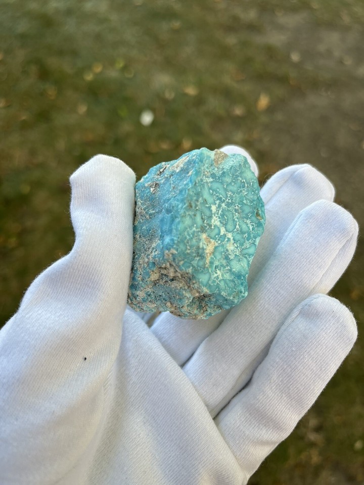 Natural Turquoise Rough 572.6 Ct., 115 grams. NotStabilized Whiter Web ...