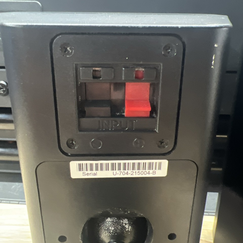 2 TESTED JBL PROFESSIONAL CONTROL 25 SPEAKERS W/JBL INVISIBALL MOUNTS ...