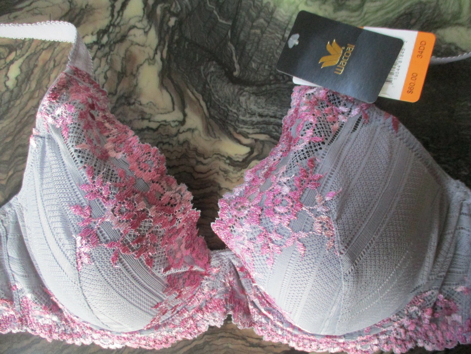 WACOAL BRA EMBRACE LACE UNDERWIRE CONTOUR T-SHIRT GRAY PINK EMBROIDERY ...