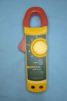 Clamp Meters - 322 Clamp Meter