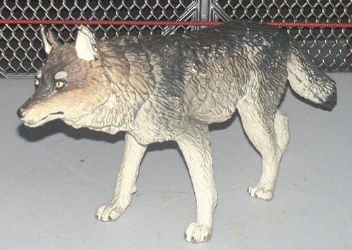 Gray Wolf Vintage Safari Ltd 1990 Figurine Toy 6” Animal Lover Majestic ...