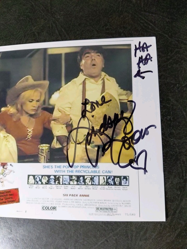 LINDSAY BLOOM As SIX PACK ANNIE Hand Signed Autograph 4X5 Photo - SIX ...