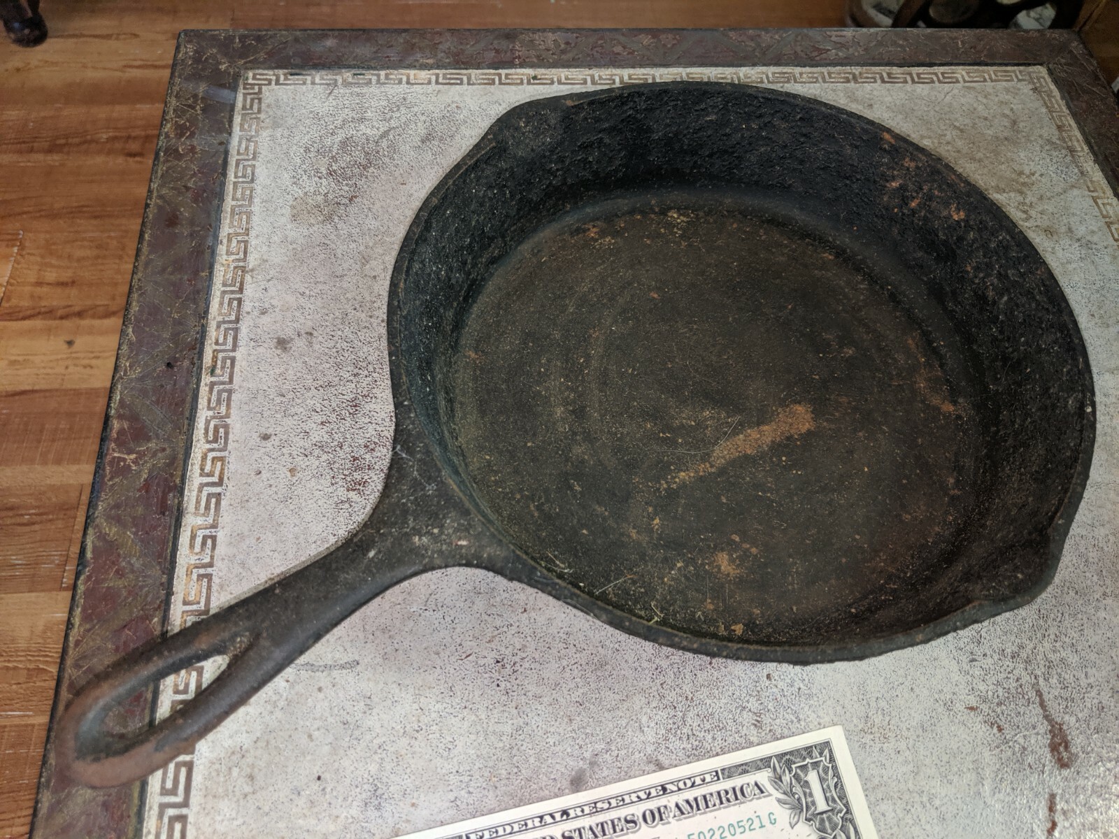 Vintage Antique Cast Iron Skillet Heat Ring & double pour edges ...