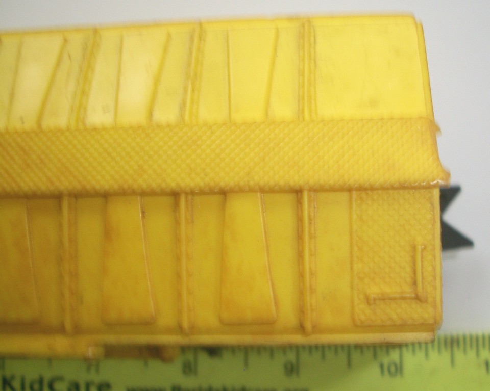 RARE 1970'S MARX 8-WHEEL MISSOURI PACIFIC LINES YELLOW STOCK CAR IN O ...