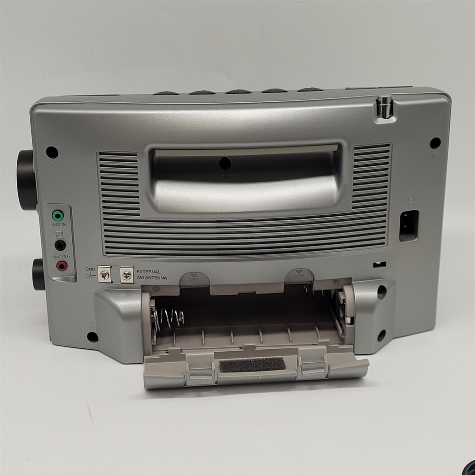 C. Crane CC Radio-2E Enhanced Portable AM FM (Titanium) CC2TE [CC2BE ...