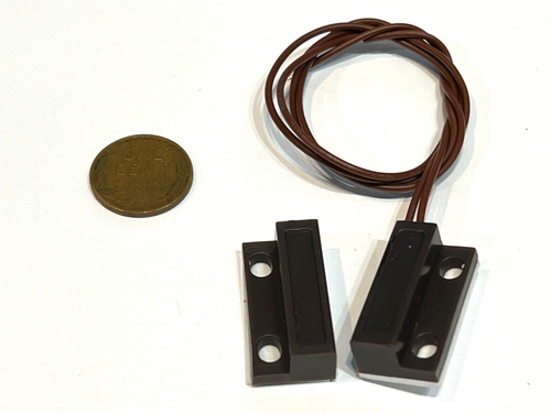 Brown Latching magnetic reed switch proximity sensor wired Normally ...