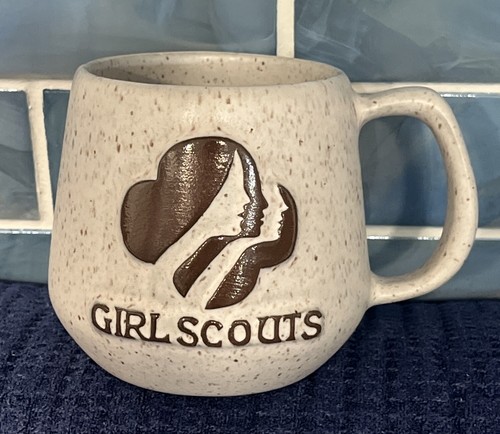 Vintage GIRL SCOUTS Embossed Speckled Mug Cup Onion River Pottery ...
