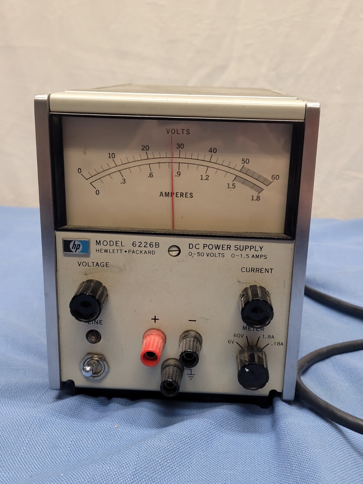 Linear bench power supply variable 50V 1.5A Hewlett Packard RK09M12648 ...