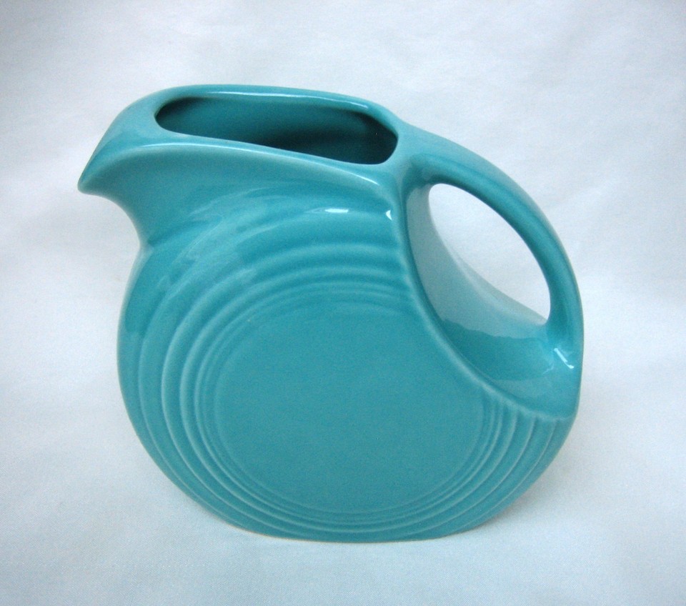 Turquoise FIESTA Fiestaware SMALL 28 OZ Juice Disc Pitcher | eBay