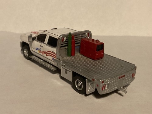 custom 1/64 Chevrolet Silverado 3500 dually welder / service truck | eBay