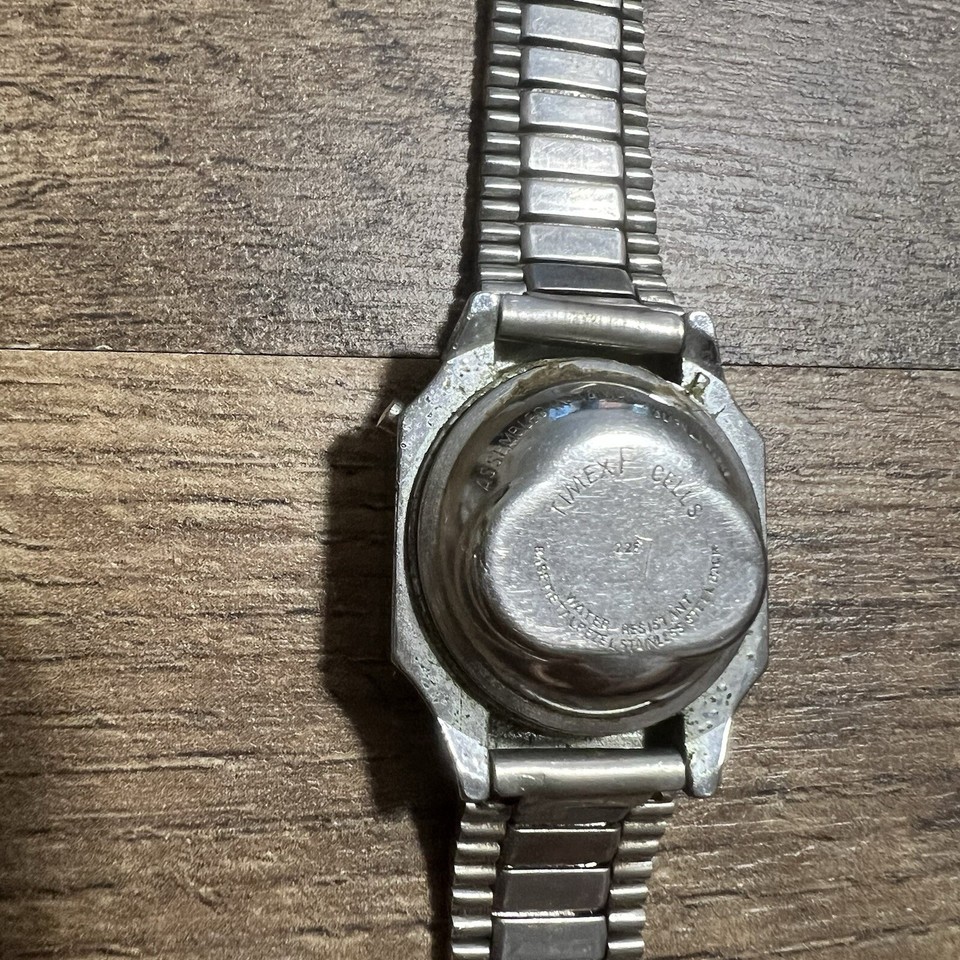 Rare Ladies Timex Vintage 70s Red LED Display SSQ Watch - Untested | eBay