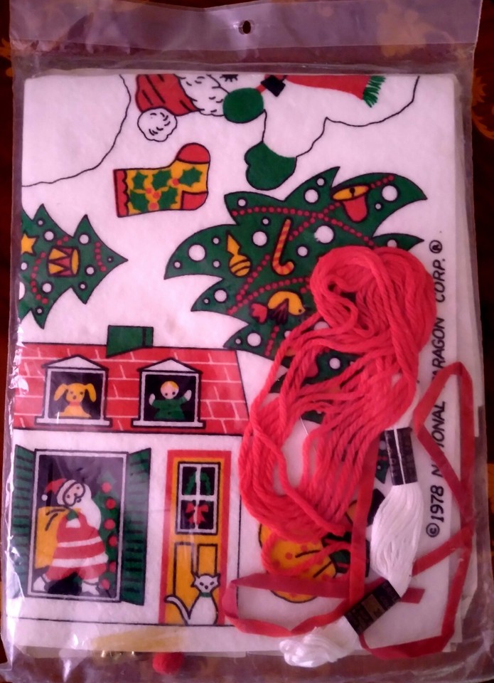 Vtg 1978 Paragon Snip N Stuff Christmas Tree Santa etc 9 Felt Ornaments ...
