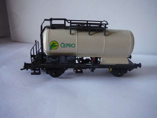 Roco ČEPRO Czech 2 Axle Tanker Petrol, Oil Wagon VGC - RARE , only one ...