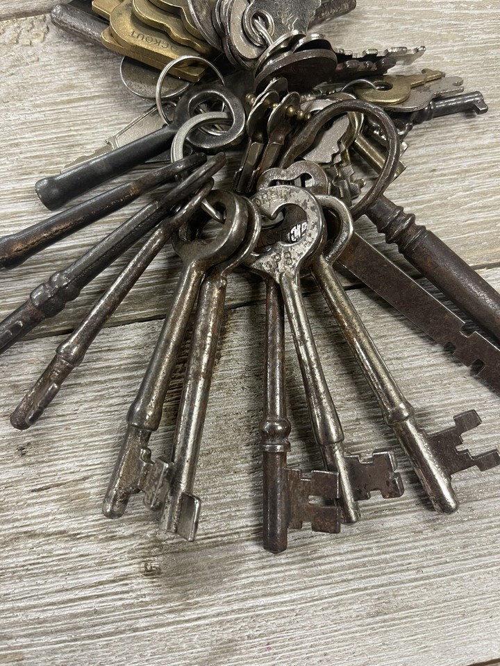 Vintage Keys Lot Skeleton Antique Old Key Lot | eBay