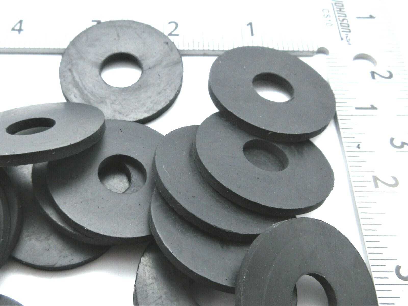 13mm ID x 38mm OD x 3mm Oil Resistant NBR Rubber Washers Various ...