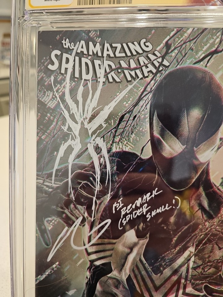 The Amazing Spider-Man #17 CGC SS 9.8 Signed And Sketched By John Giang ...