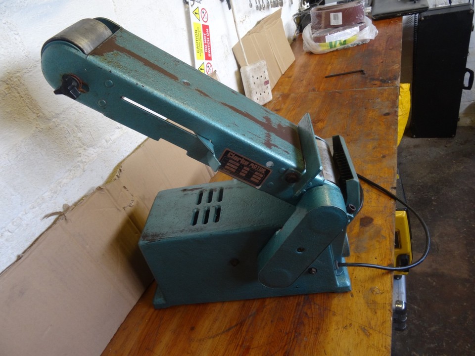 CLARKE CS4-6C WOODWORKER - BENCH BELT SANDER & A DISC SANDER | eBay UK