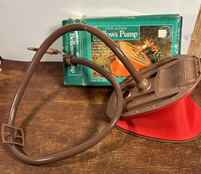 Twin Bellows Air Pump