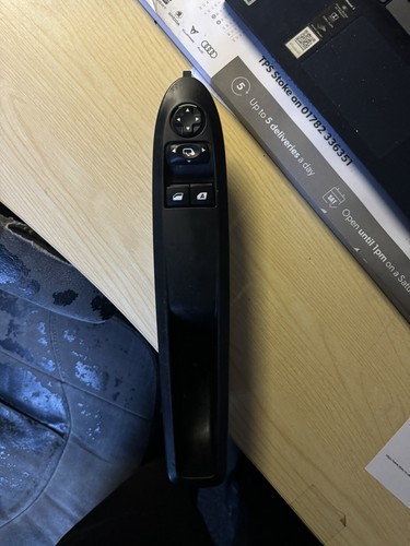 Citroen DS3 DRIVER SIDE FRONT WINDOW CONTROL SWITCH with folding mirror ...