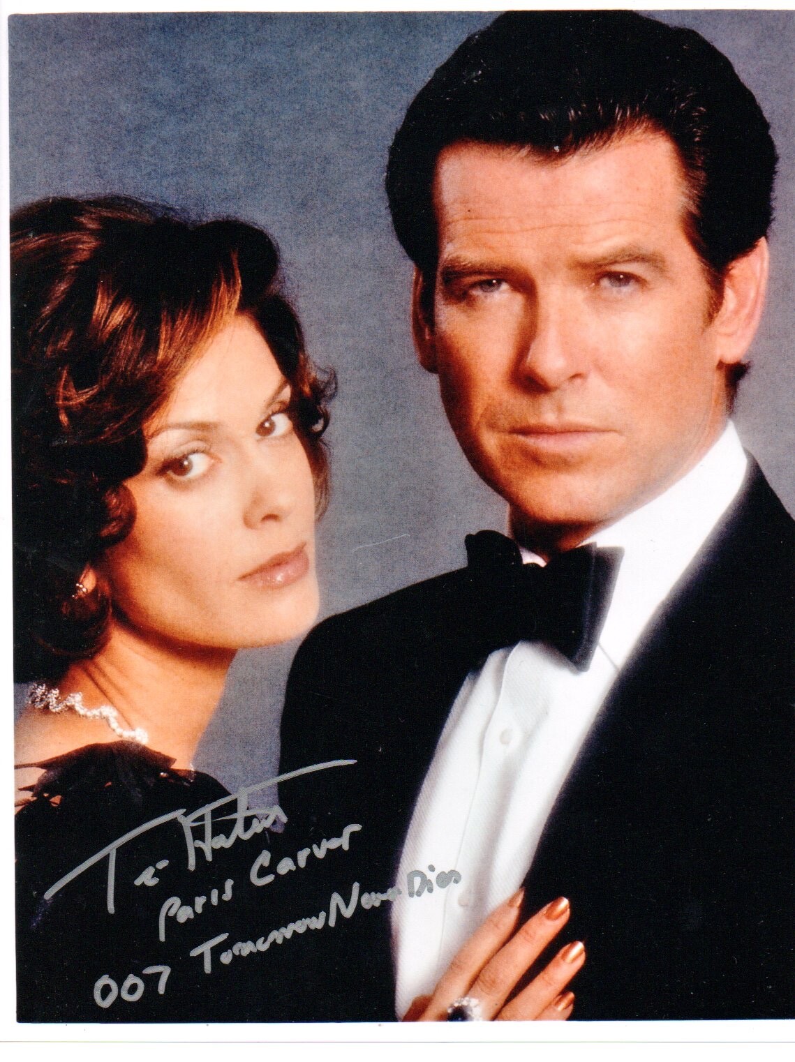 TERI HATCHER JAMES BOND AUTHENTIC AUTOGRAPH BOND PARIS CARVER COA SIGN ...
