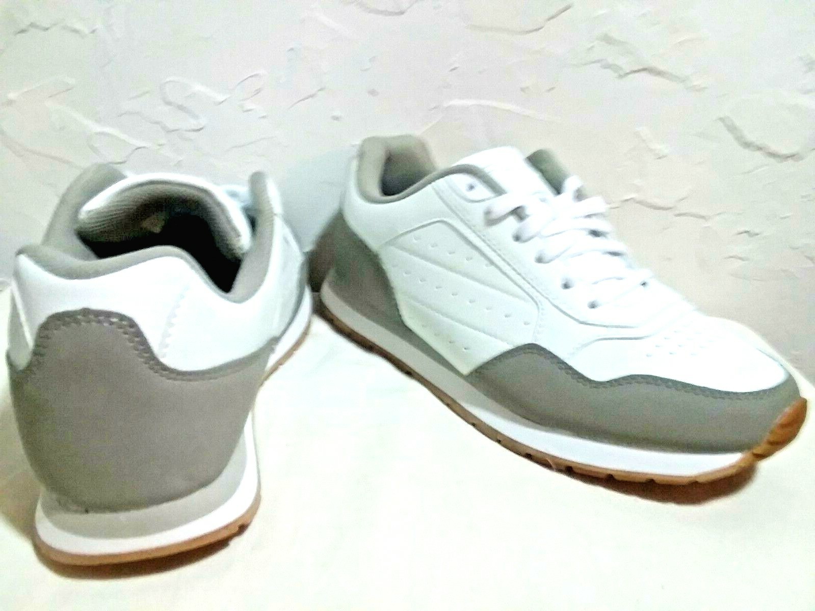 FUBU MEN "7" WHITE-PREMIUM-MEMORY FOAM-FAUX LEATHER-RUBBER SOLE ...