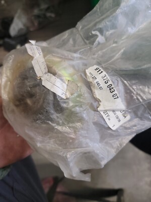 Original NOS 84-89 Porsche 911 Engine Mount 911 375 043 07 OEM Nbx9 | eBay