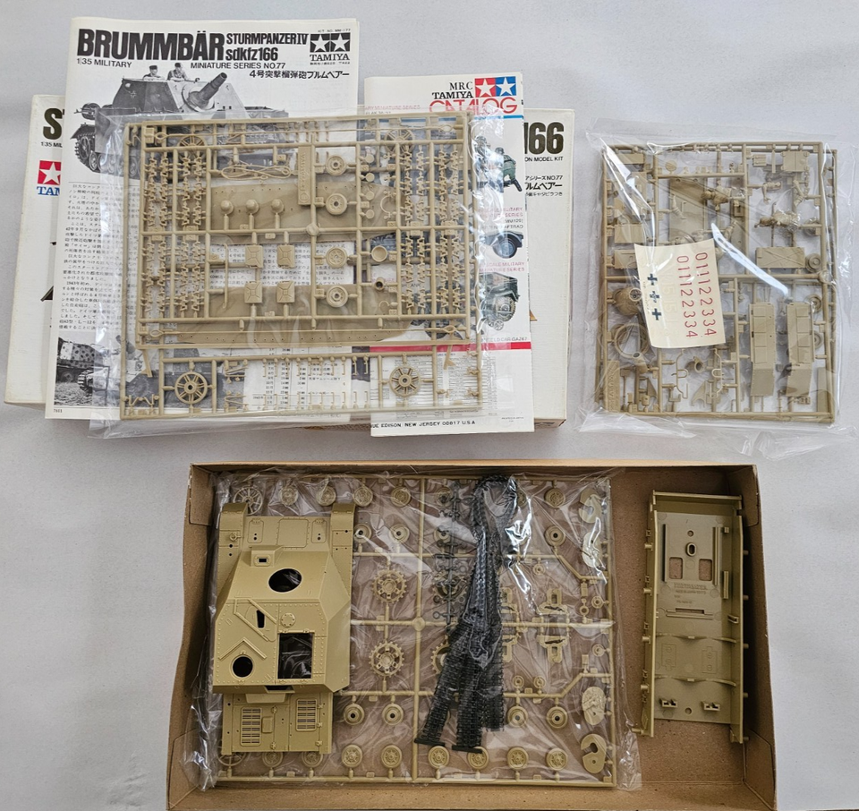 Sturmpanzer IV Brummbar Sd.Kfz 166 1/35 Tamiya Model Kit MM177 Vintage ...