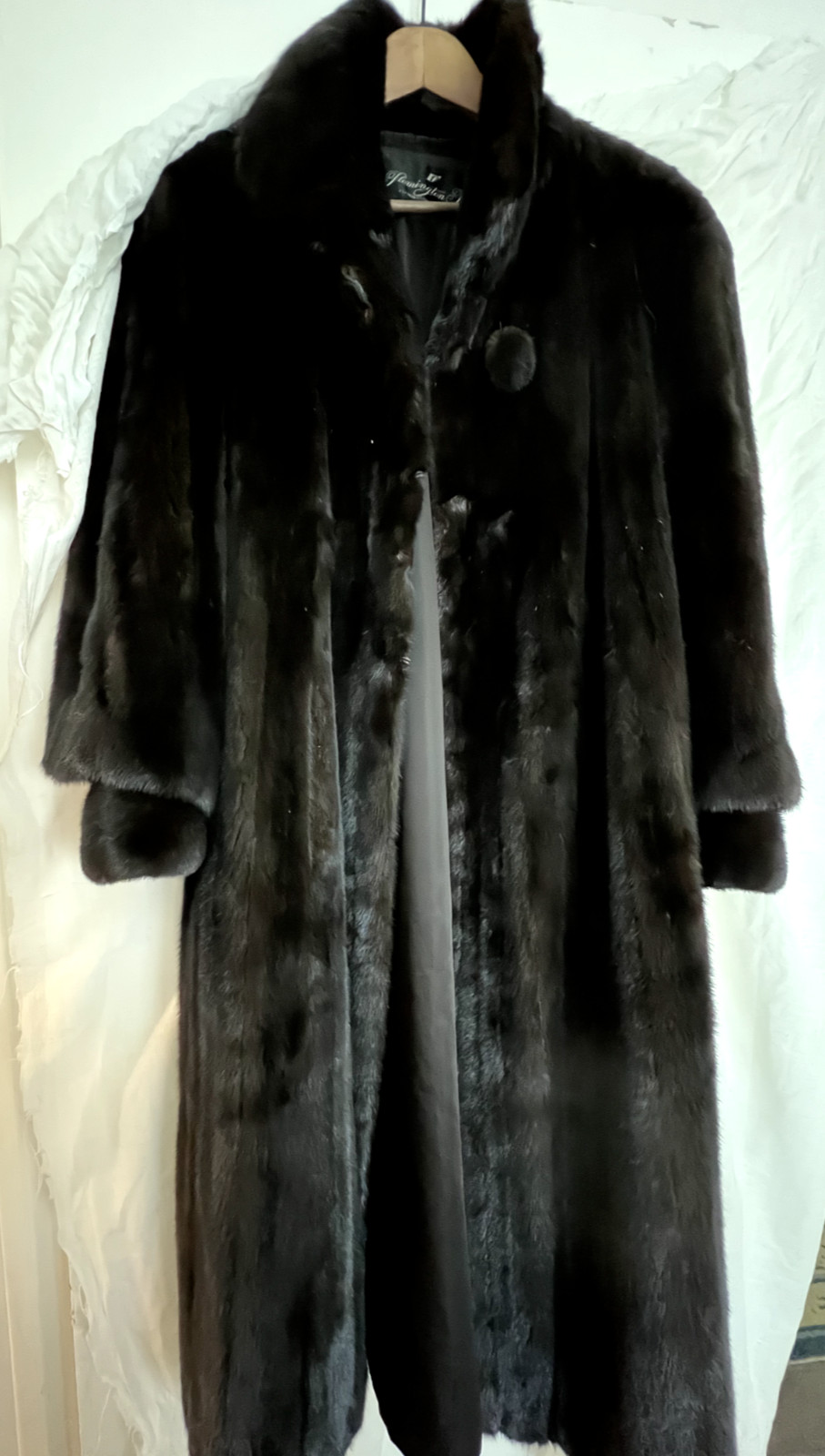 Flemington Furs 1980's womens dark brown mink coat, l… - Gem