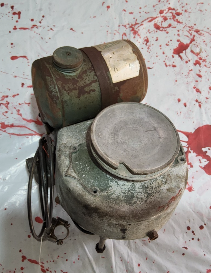 VINTAGE VICTA 18 ENGINE HAS NO VICTA STAMPED ON CASE | eBay Australia