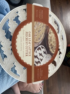 Williams Sonoma Oak Leaf Lattice Pie Crust Cutter Holiday Baking ...