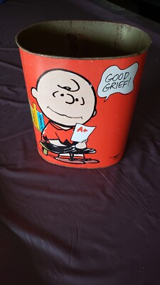 Vtg 1969 Peanuts Cheinco Red Metal Trash Can - Snoopy & Charlie Brown ...