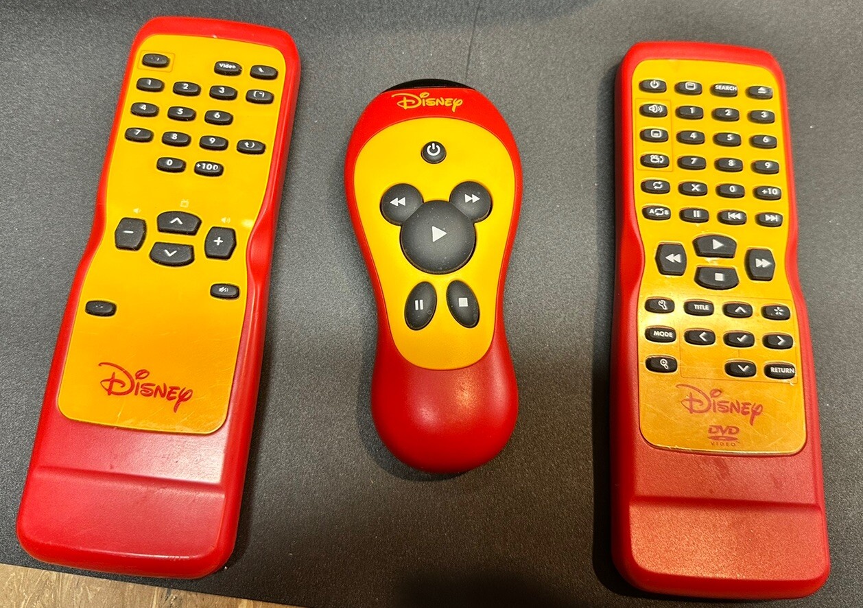 Disney Mickey Mouse 13" Color CRT TV Television and DVD Player - WORKS ...